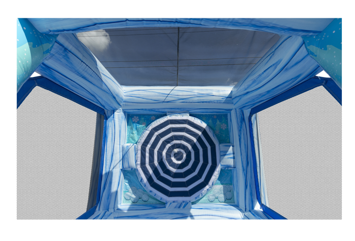 Snow Throw - 2 Player - Bounce 'N' More