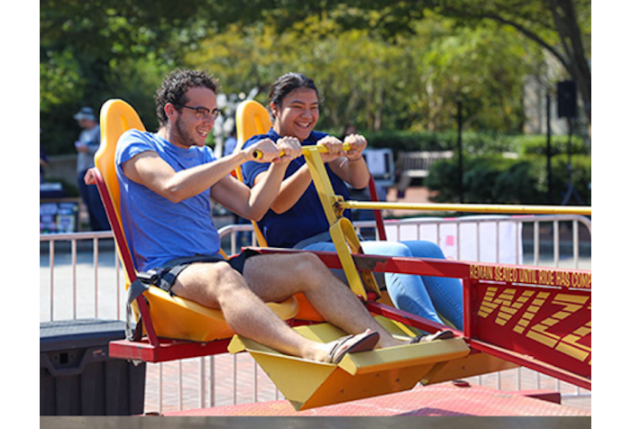 Wizzer Carnival Ride - Bounce 'N' More